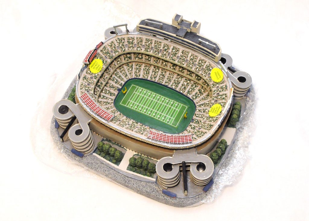 Giants Platinum Series Stadium Replica - SWIT Sports