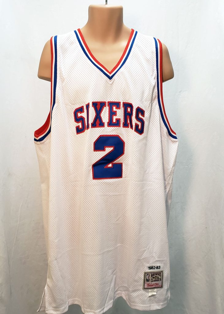 Moses Malone Signed Jersey JSA PP55764 - SWIT Sports